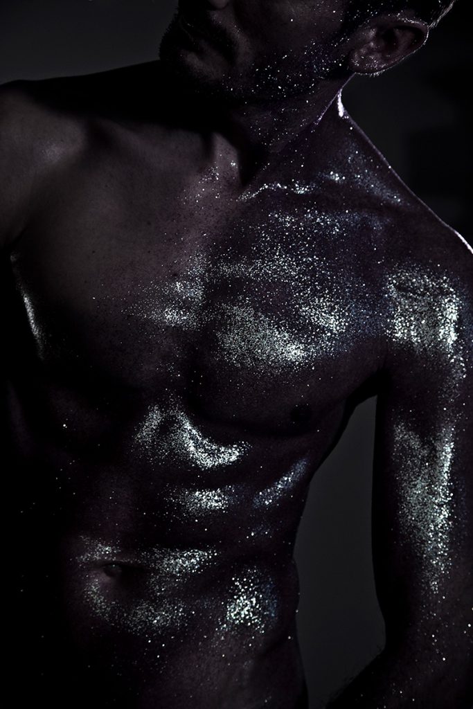 "Men & Textures" shot by Guillaume Deperrois | Twisted Male Mag