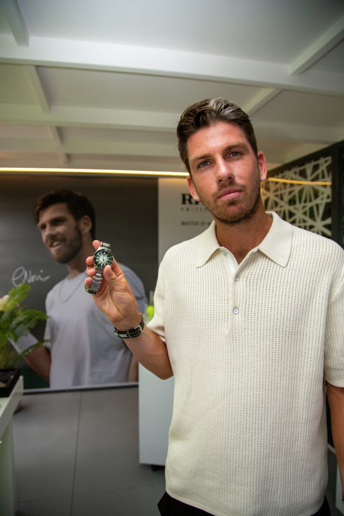 Rado präsentiert Captain Cook x Cameron Norrie Limited Edition ...